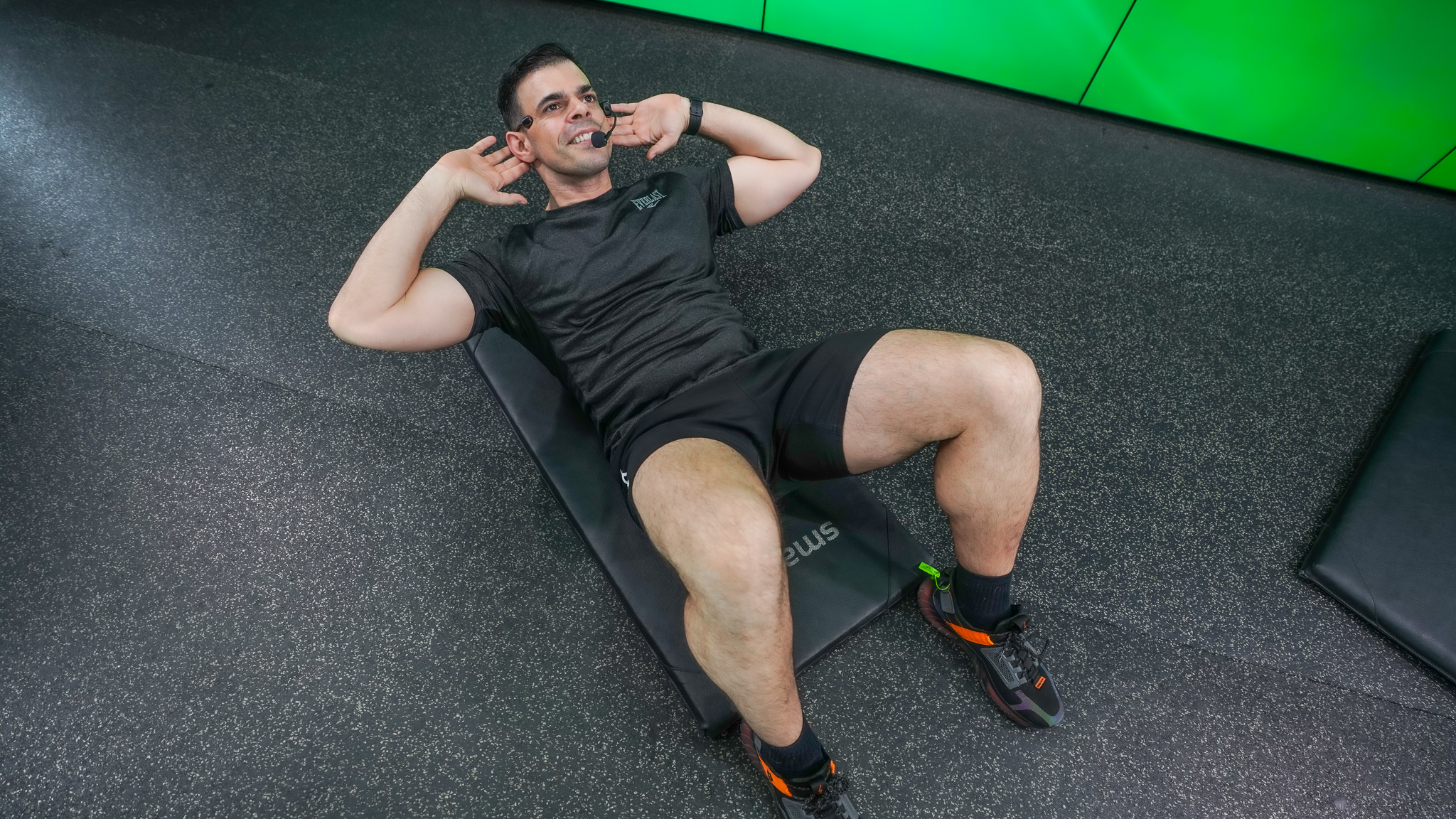 Abdomen definido - COL - Smart Fit GO