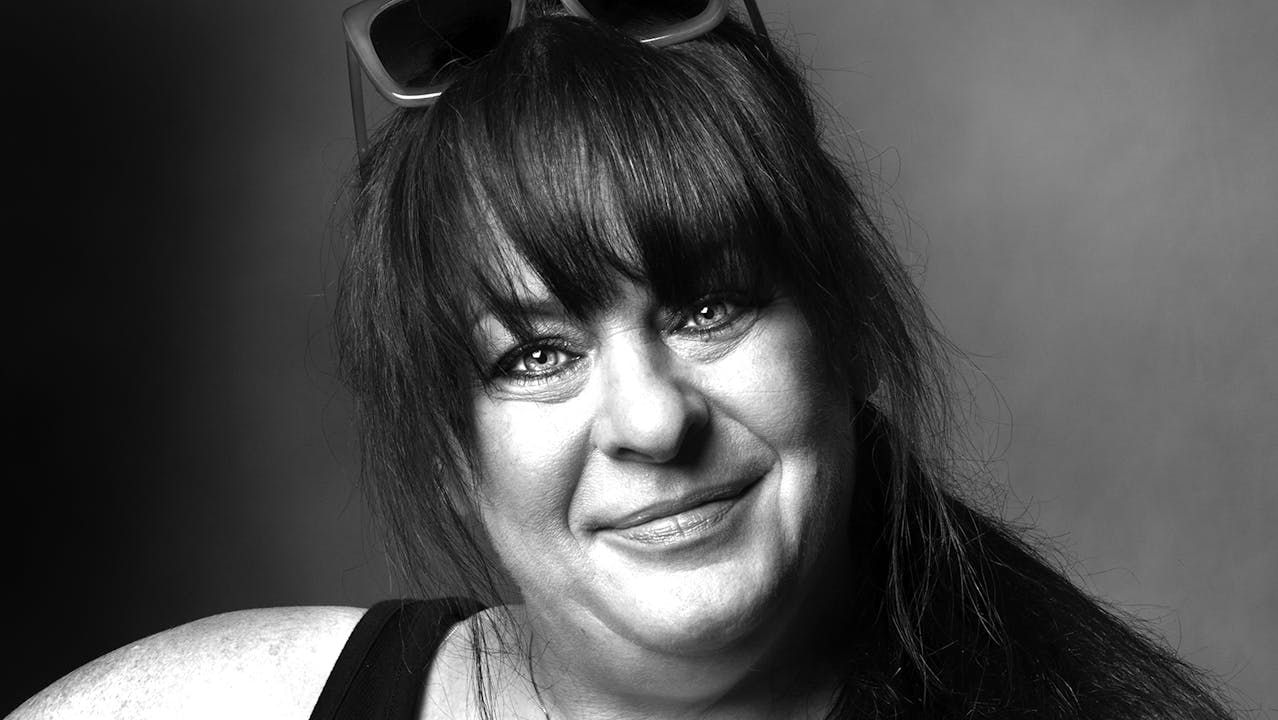 Underage and Backstage:The Life of a Groupie-Alycen Rowse - Soft White ...