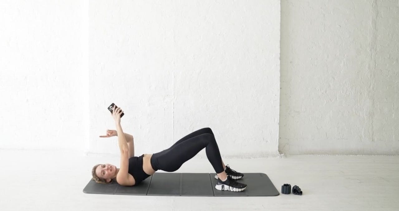 Day 2 - 25 Min 1-Cardio Sweat: Your first full-body Soto!* - Soto Method