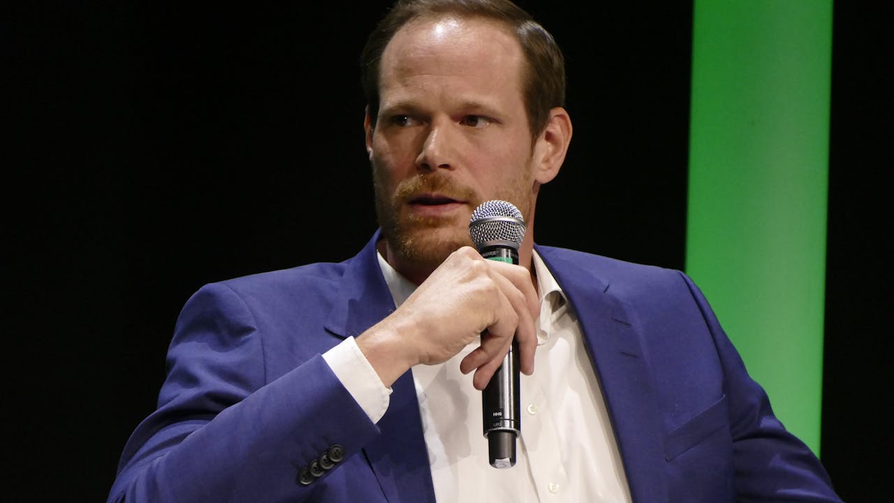 Telling the Story of Football Through Data and GFX - SVG Europe's ...