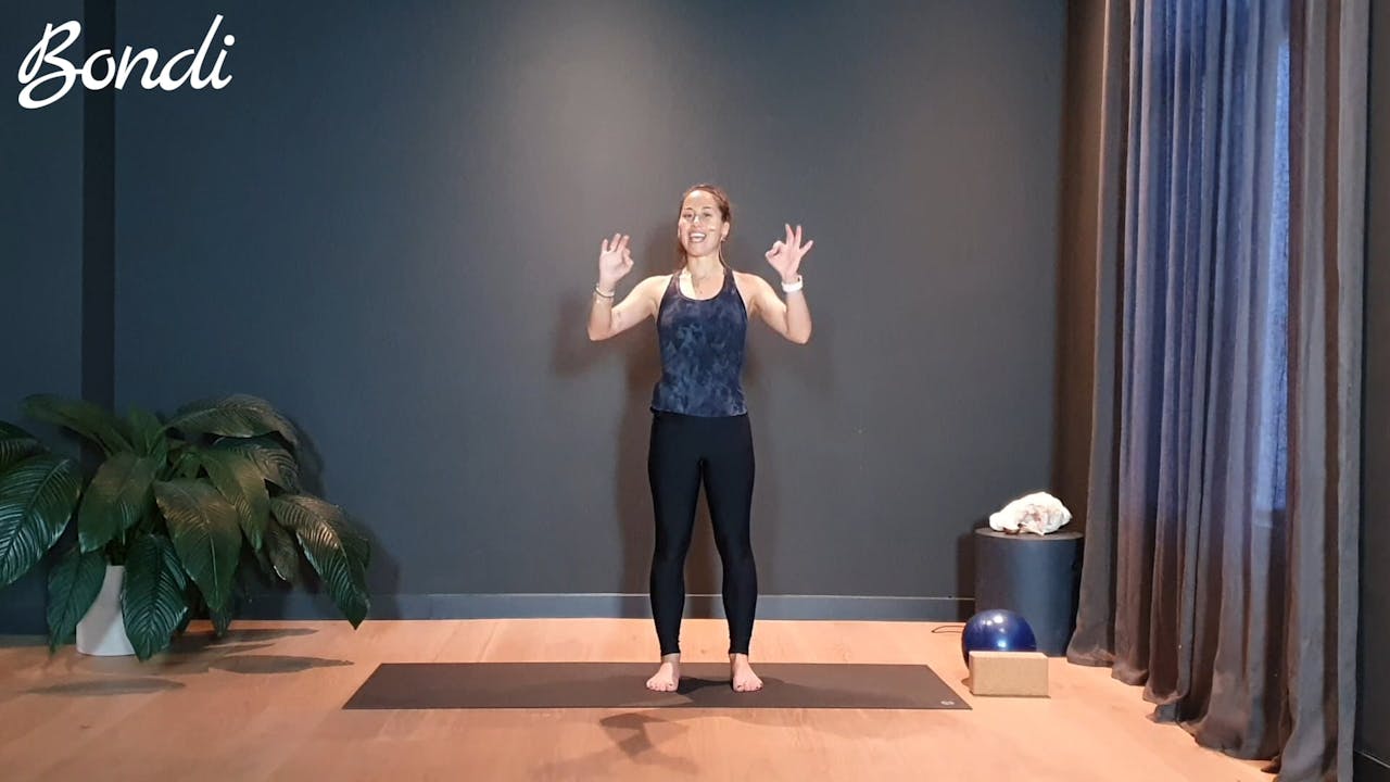 Pilates w/ Rachel for opening and strengthening the whole body | 30 ...
