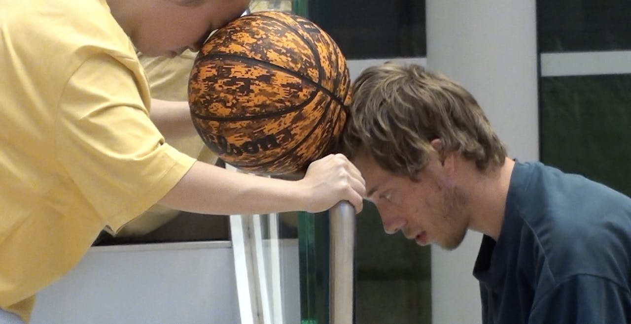 Shortwave: Riana Head-Toussaint - Animate Loading: 3 (2023) - Stream ...