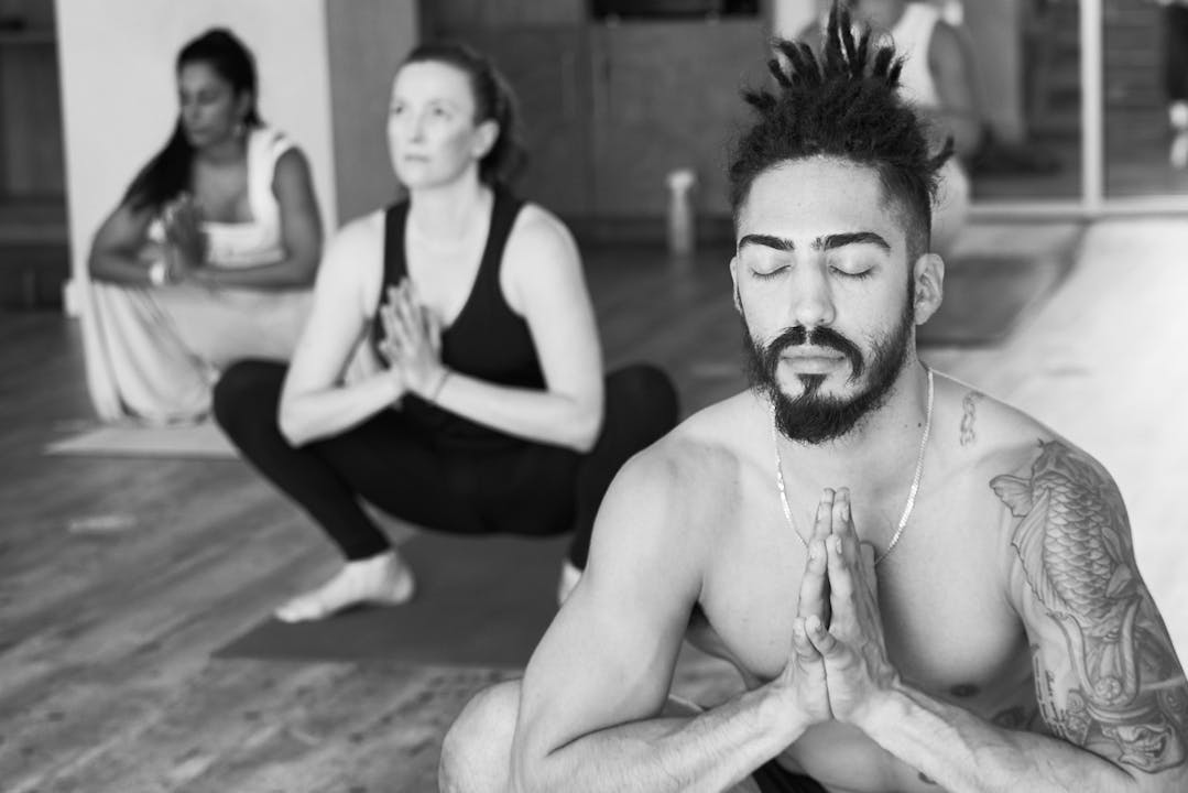 SYJ Strength w/ Bruce | 45 minutes - SYJ Strength - SYJ Yoga