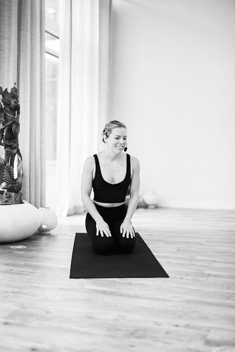 SYJ Mat Strengthening w/Holly | 45 mins. - SYJ Strength - SYJ Yoga