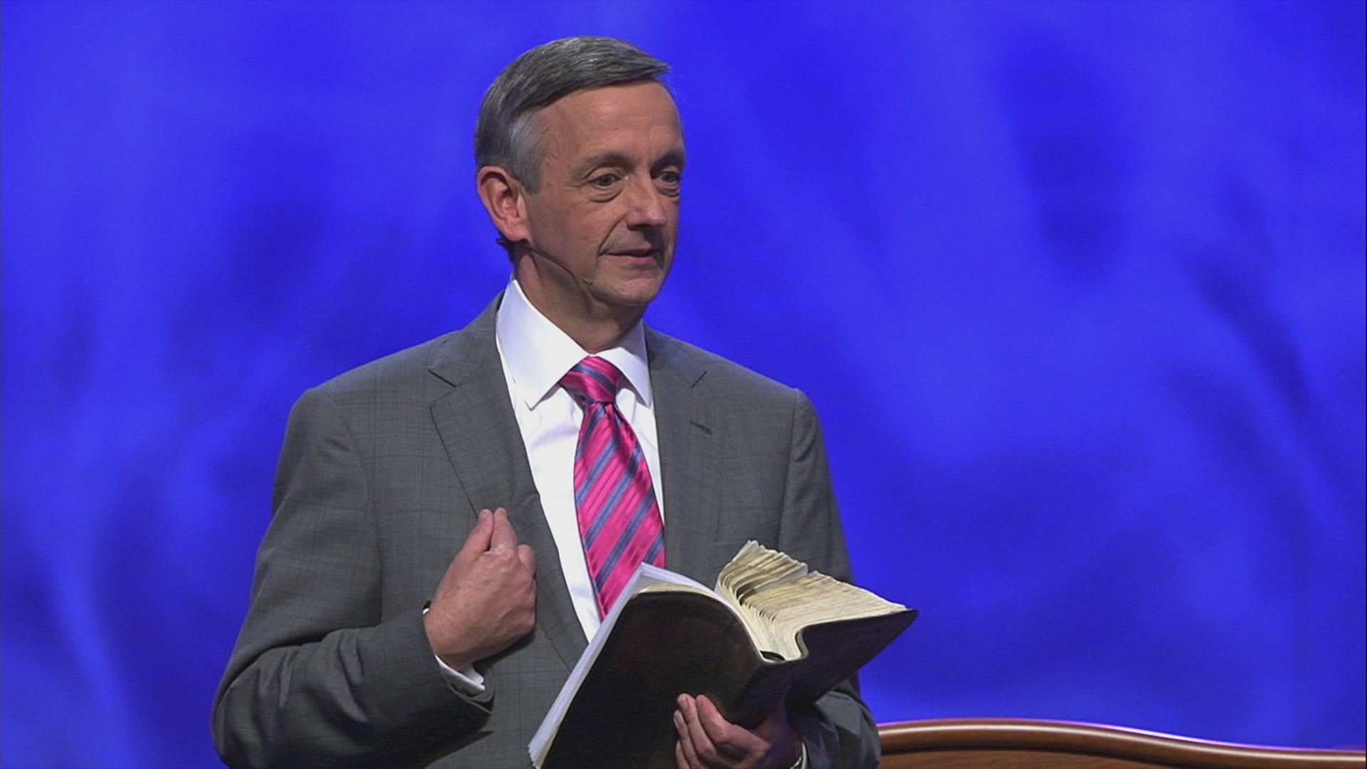 Dr. Robert Jeffress | TBN