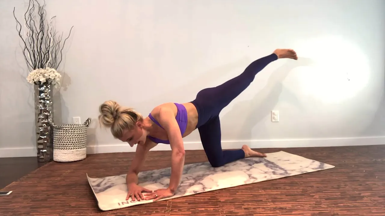 12 Minute Booty Burn Barre Teja