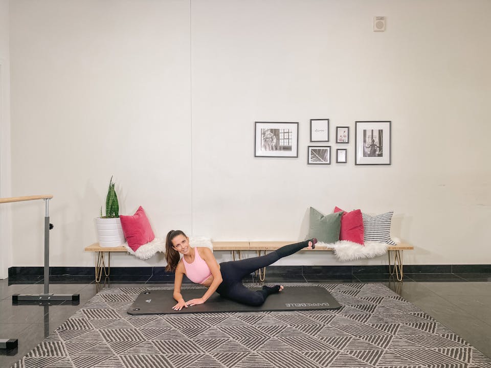 Ass & Abs on the Floor | Jill - Barre Belle Online