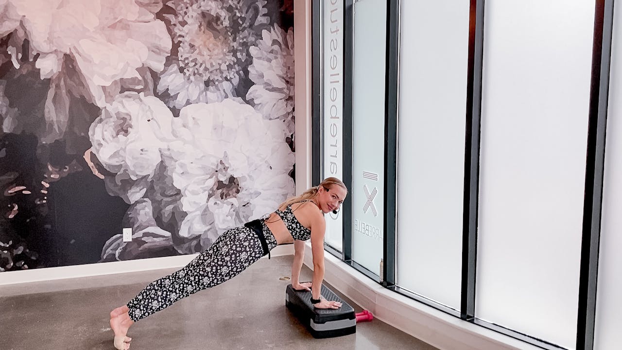 Week 2 BONUS - Signature Barre X | Lisa - Barre Belle Online