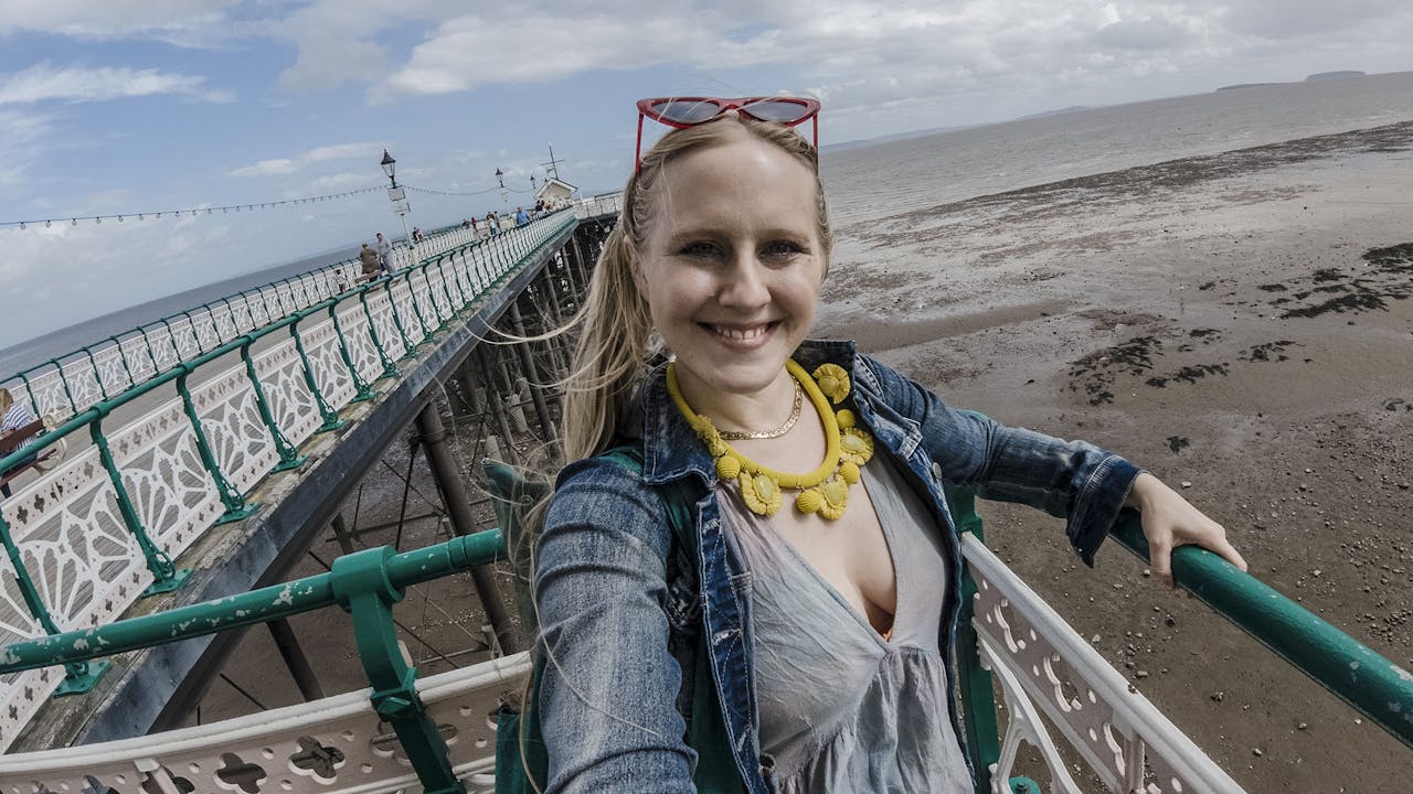 ON THE RAILS - Series 2 - Thomas & Muse TV