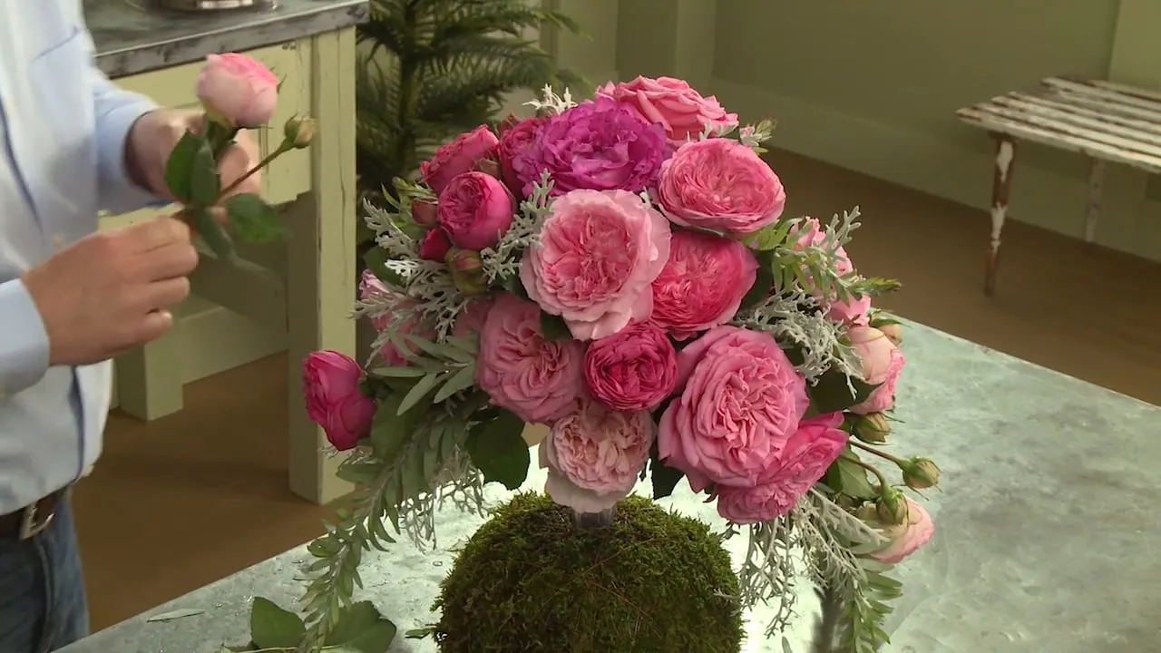 Garden Rose Wedding Bouquet - Season 13 - FWFJ - J Schwanke's Life In ...