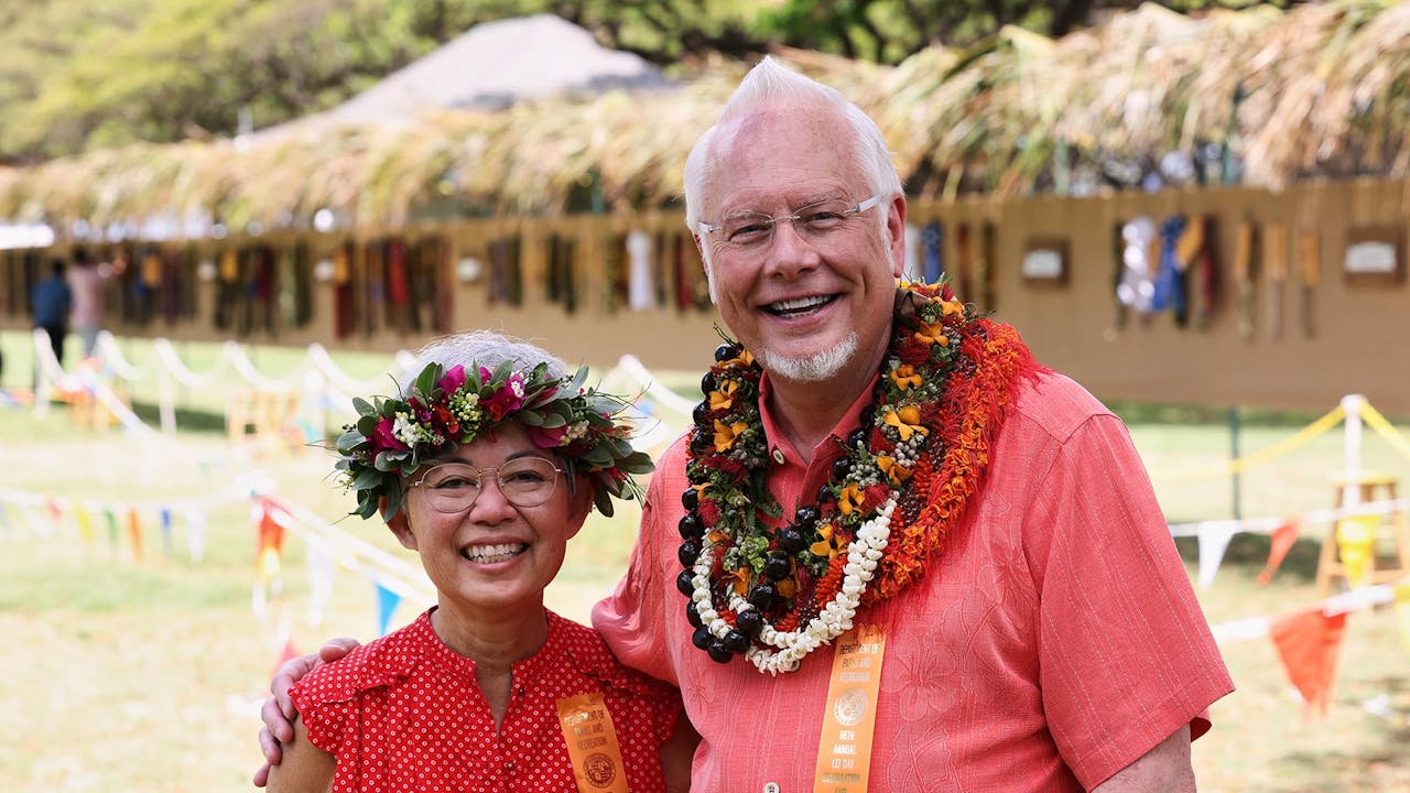 Episode 705 - A Day for Lei - Life in Bloom Season 7 - J Schwanke's ...