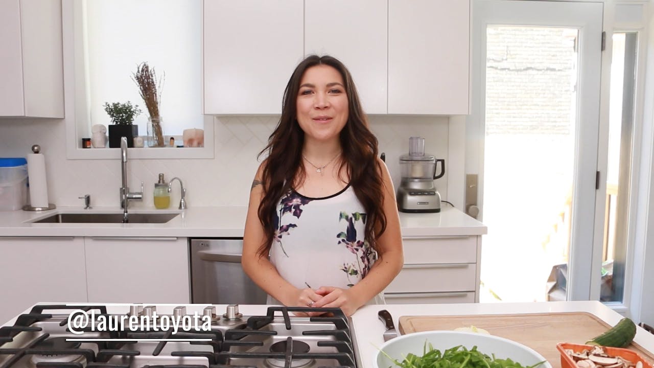 The Perfect Summer Greek Salad - Lauren Toyota's Hot for Food - UnchainedTV