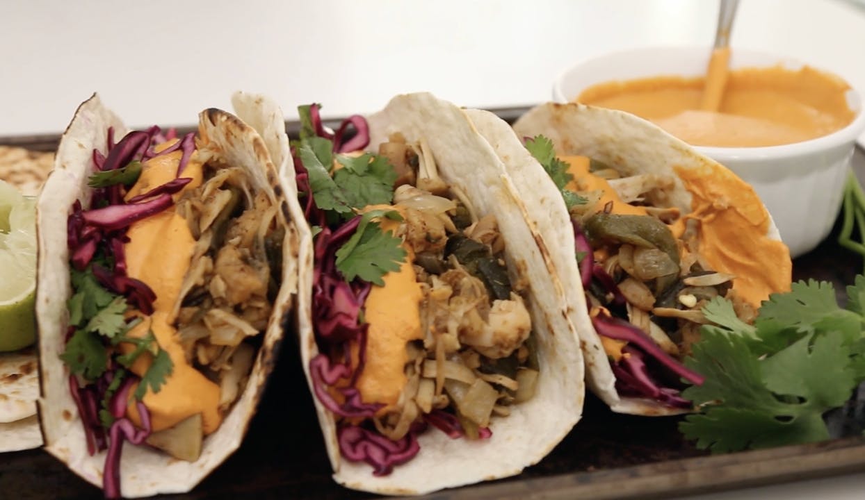 Lauren Toyota's Easy and Tasty Tacos With Jackfruit - Lauren Toyota's ...