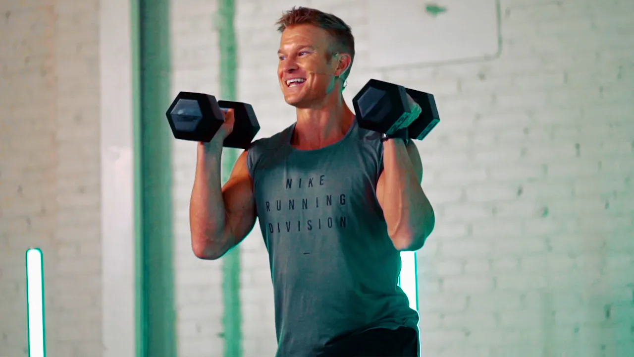 30-Minute Strength Circuit Routine - Sweat Factor - The Best At Home ...