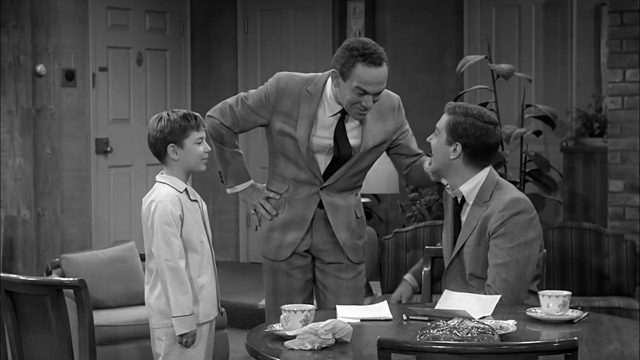 Stretch Petrie vs. Kid Schenk - The Dick Van Dyke Show - Season 4 - UP ...