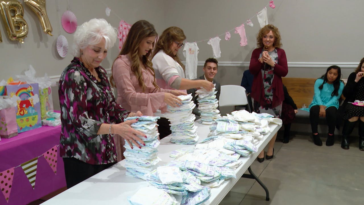 913 - Holiday Traditions and Baby Additions! - Bringing Up Bates ...