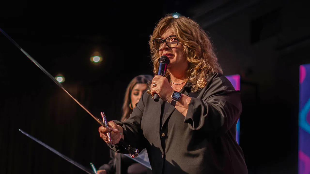 Until He Comes, Stay the Course - Crystal Cruz - Women's Convention ...