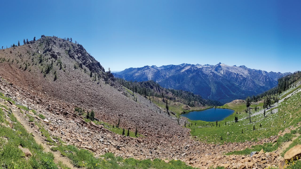 Trinity Mountains Run - Virtual Active Roam