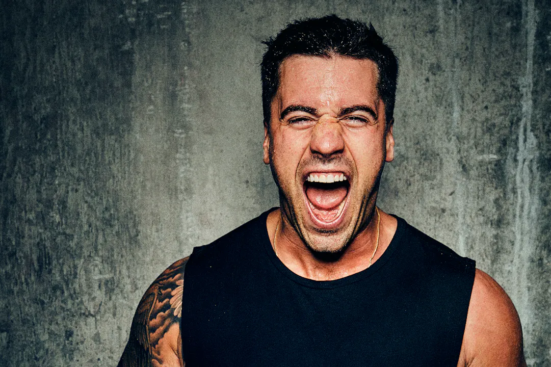 TAYLOR || 9/04 - WHEELHOUSE LIVE