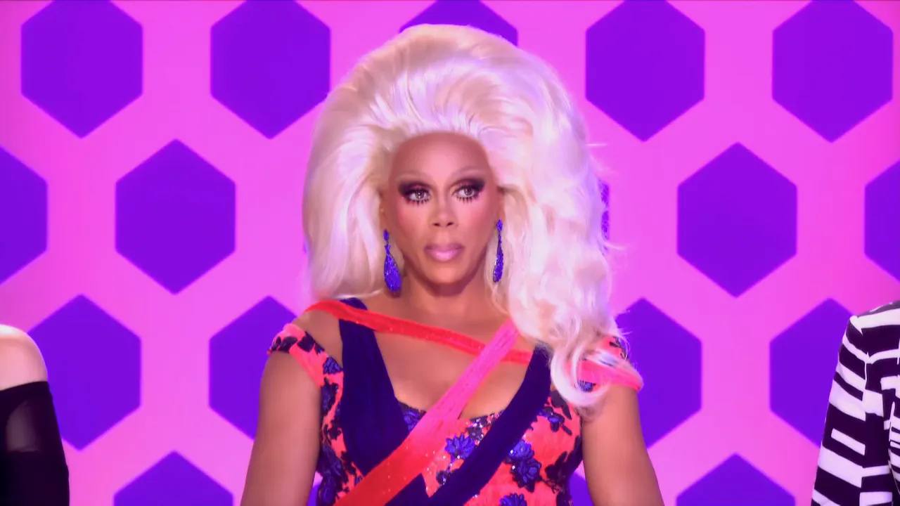 Dolly Parton – Baby I'm Burnin' | Alexis Michelle & Farrah Moan | RDR ...