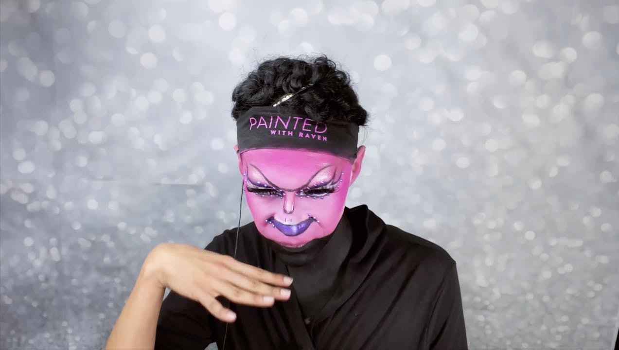 Luna Rei - Brow Raising - Season 1 - WOW Presents Plus