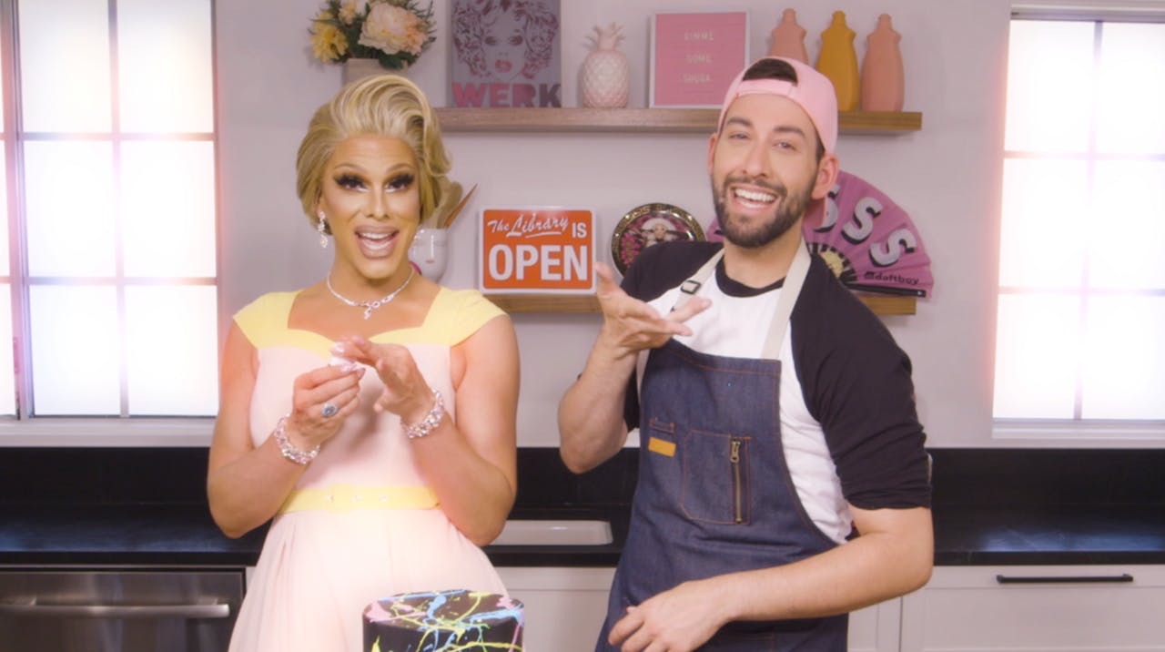 Detox's Neon Splatter Look - Season 1 - WOW Presents Plus