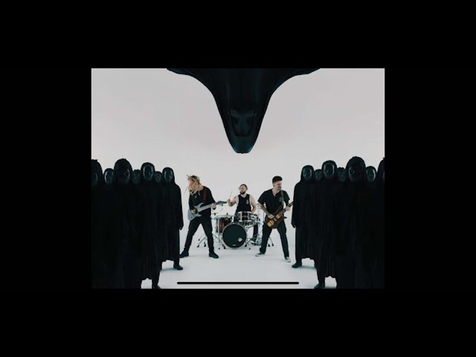 Alien Weaponry - 1000 Friends (Music Video) - Thunderflix Music Video ...