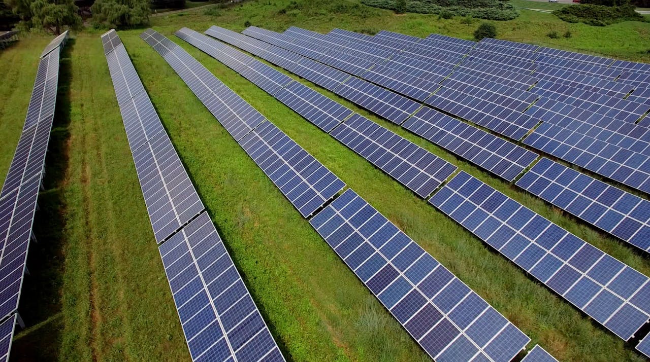 S1 Ep 5 - The Power of Nature - Xploration Station