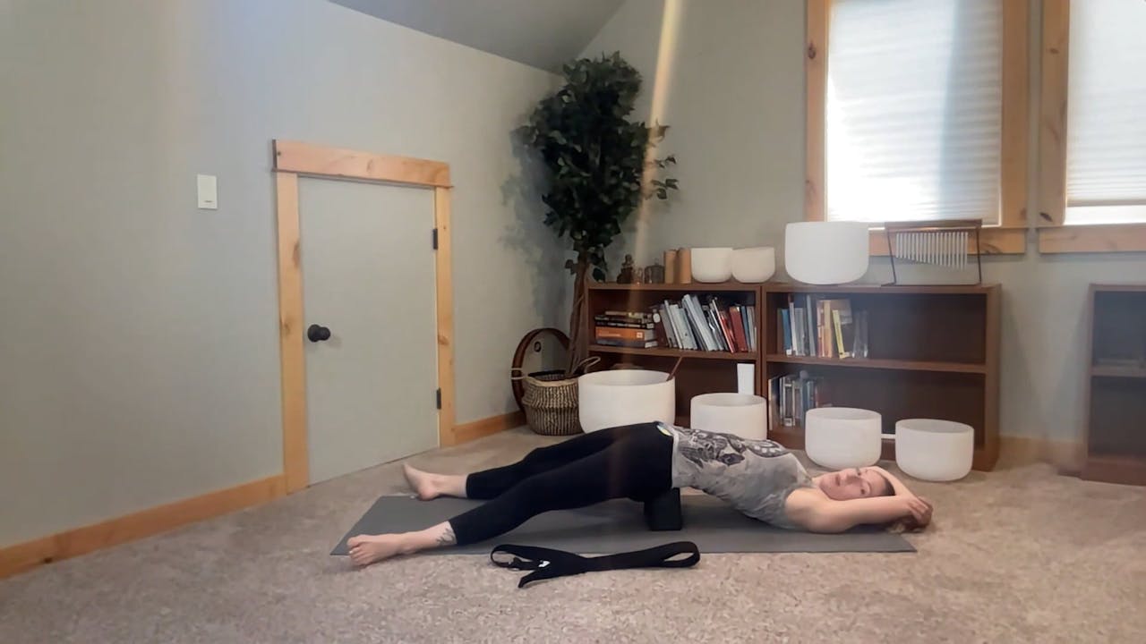 15 min Morning Stretch w/ Becky - Lazy Stretch 7/13/2023 - YogaWorks