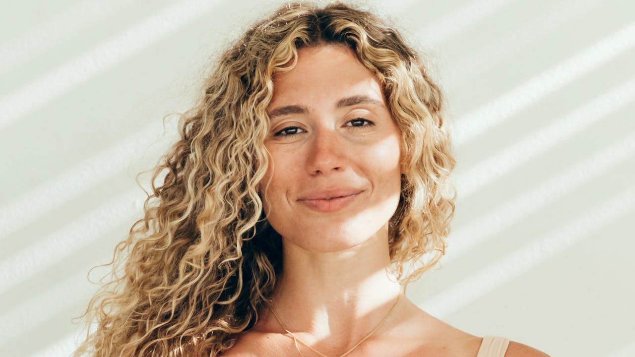 60 min YogaWorks w/ Ashley - 06/19/2023 - YogaWorks