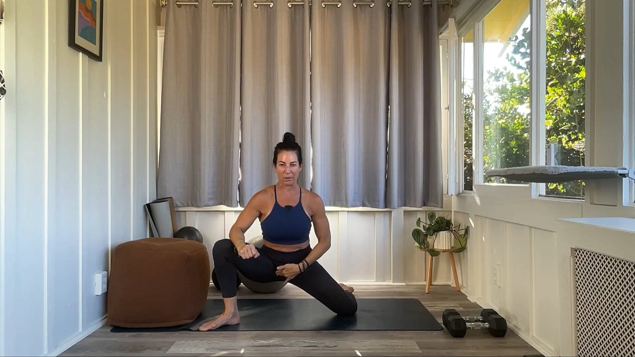 10 min Recover Around the Fire w/ Tracy - Day 11 - 12 Days of Fitness ...