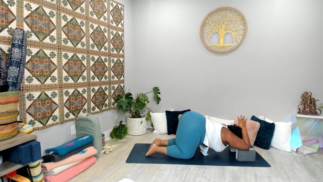 30 min. Yin Yoga w/ Tamika - Open up, dig deeper - YogaWorks