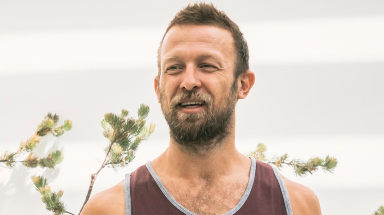 LIVE: Vinyasa Flow All Levels w/ Vytas (Fri) 30 min - 07/14/2023, 19:32 ...