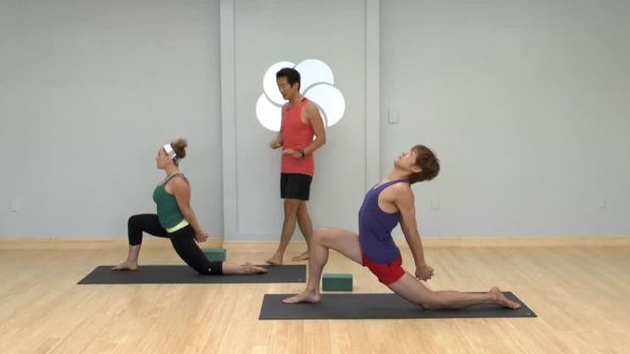 30 minute Heart Core Flow - YogaWorks