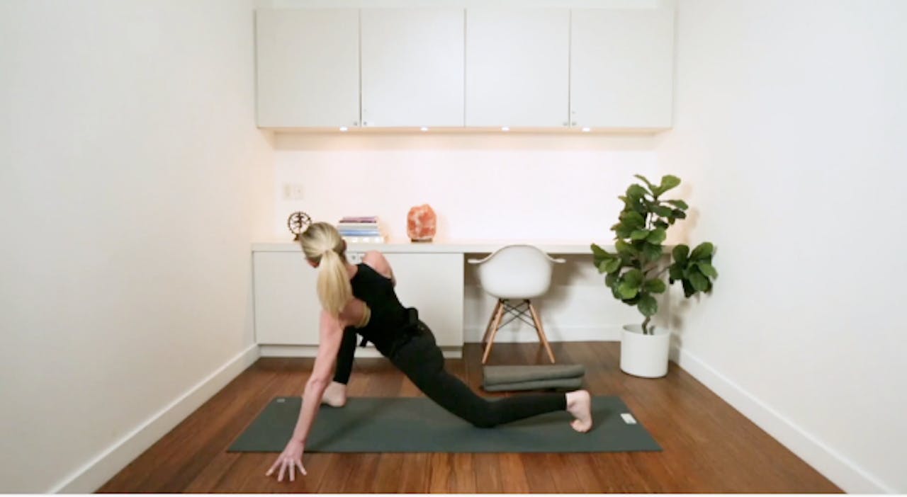 Restorative Mindful Flow (50 min) - with Anna Oldfield - YYOGA at Home
