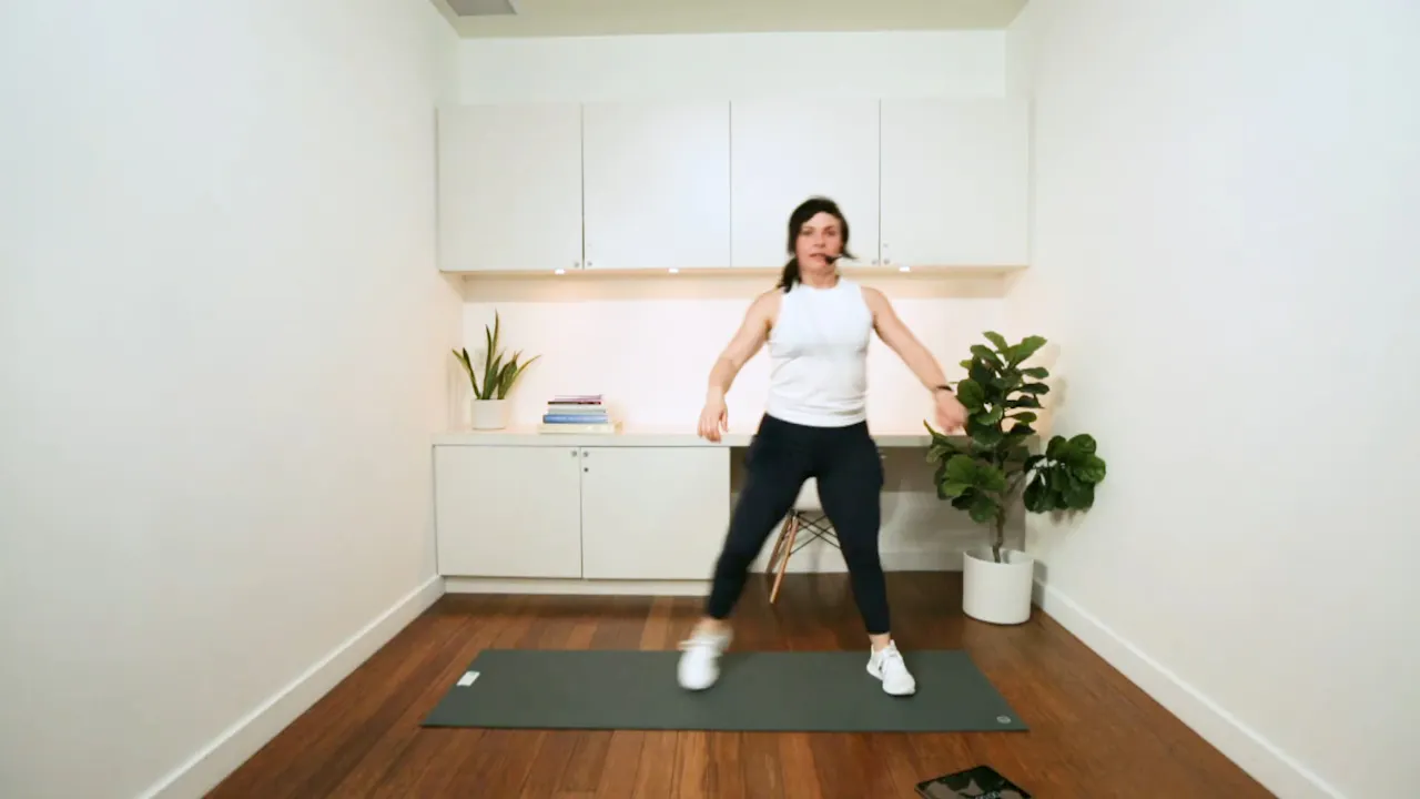 Low Impact Workout (30 min) - with Naomi Joy Gallagher - Naomi Joy ...