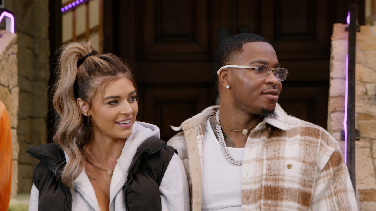 4. Love Cabin: Blowing Smoke - Love Cabin - Zeus